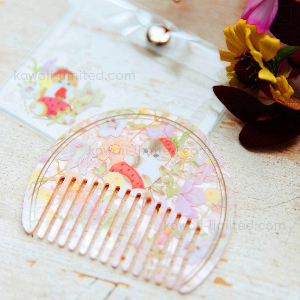 Japan Mofusand Hibiya Kadan Marble Acrylic Comb - Flora Cat Strawberry ...